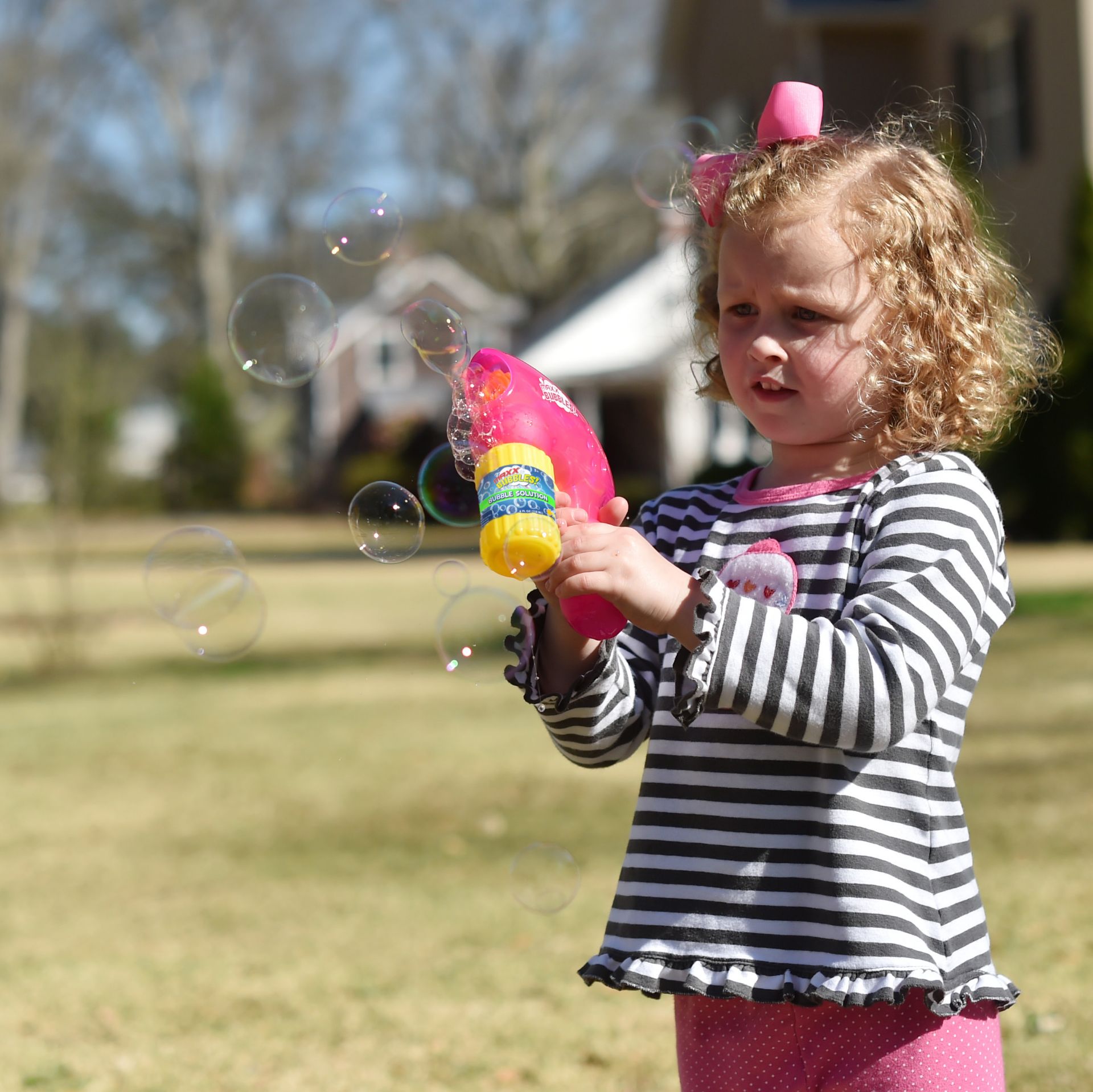 SunnyDays | MAXX BUBBLES SUPER LIGHT- UP BUBBLE BLOWER