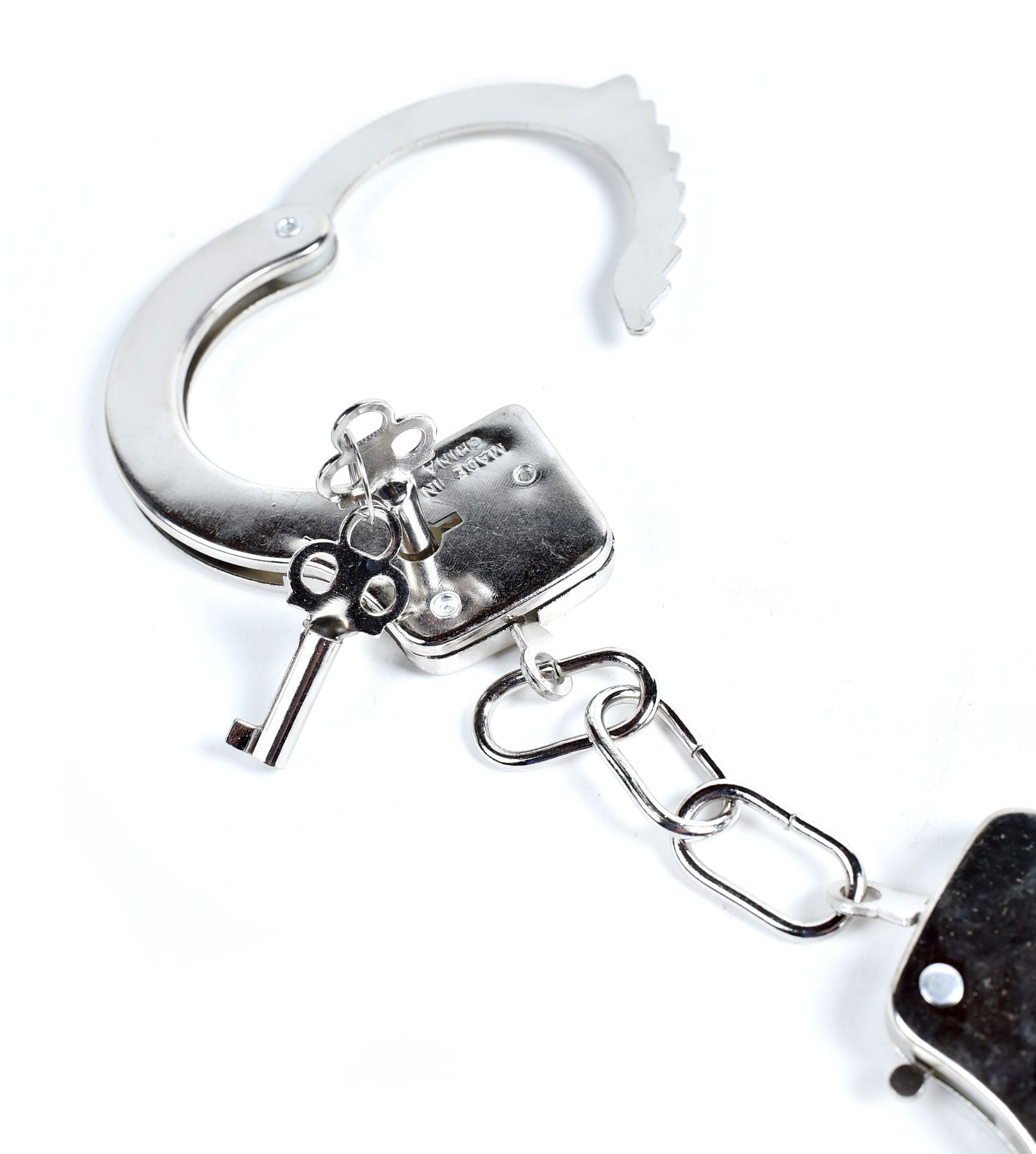 |MAXX ACTION WESTERN SERIES DELUXE MARSHALL HANDCUFFS WITH KEY
